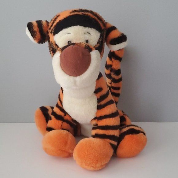 Disney | Toys | Vintage Walt Disney World Winnie The Pooh Tigger ...